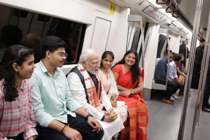 PM Modi Takes Delhi Metro To Attend Delhi University's Centenary ...