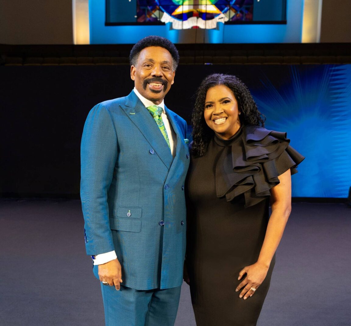 Dr. Tony Evans And Carla Crummie: A Love Story You Can't Miss – Stagbite