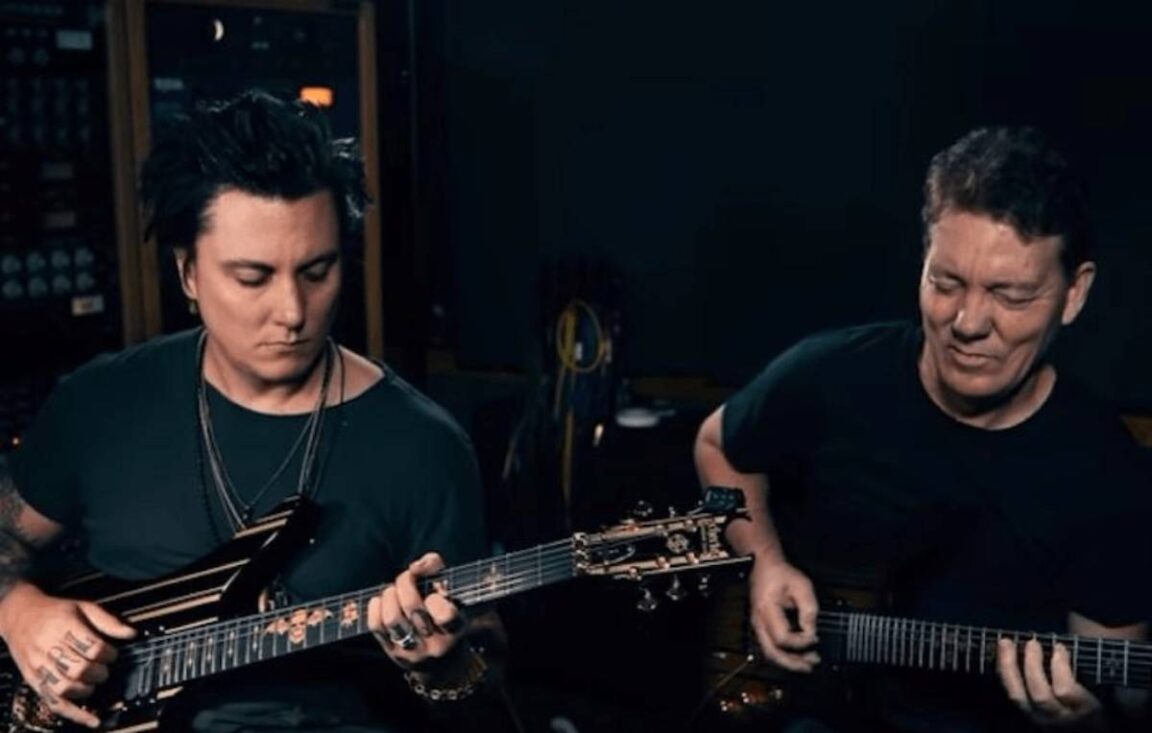 Is Guitar Guy Related To Jeff Dunham? – Stagbite